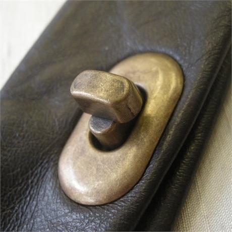 Small Turnlock 32mmx16mm