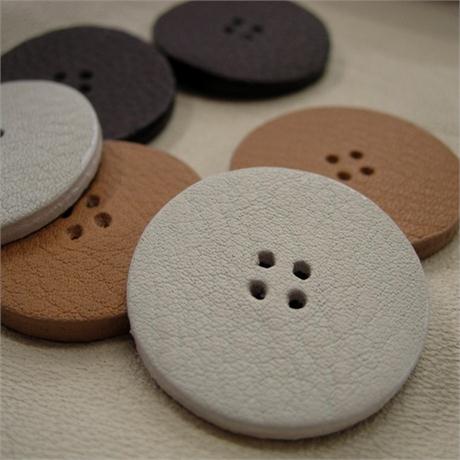 32mm Leather Button