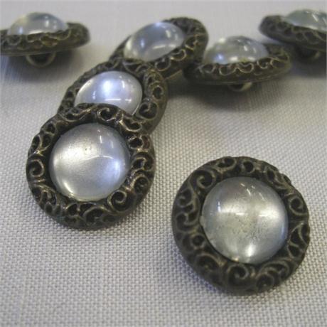 Pearl Inset Button 18mm