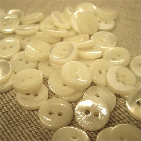 2-Hole Shell Button 12mm